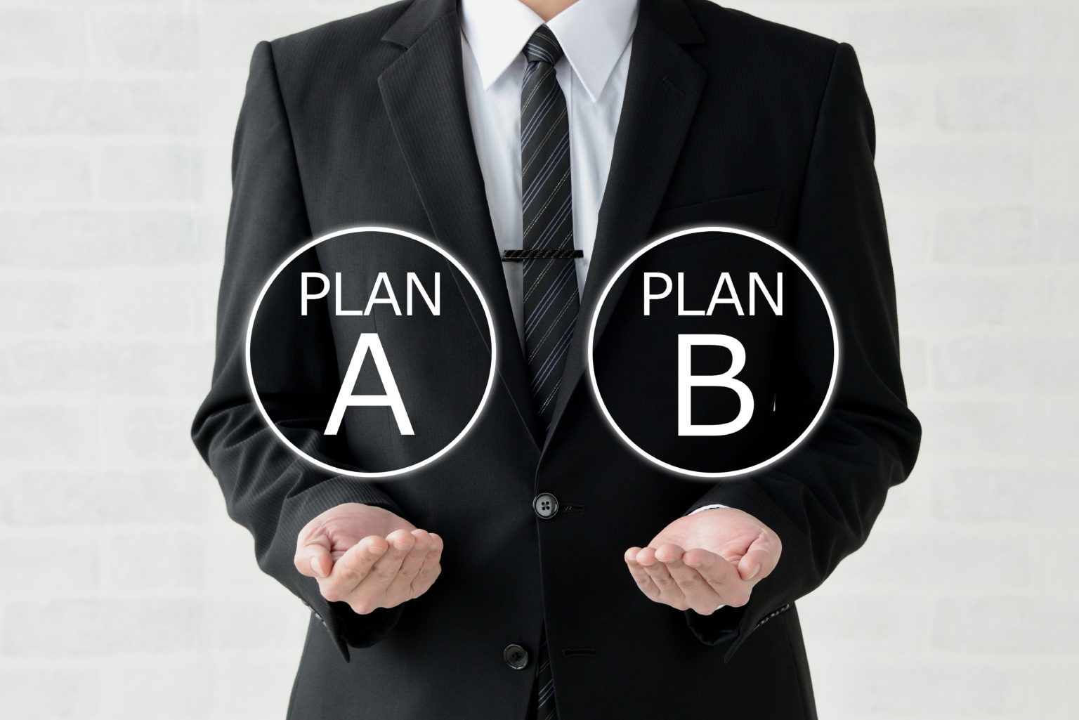 「常套手段」の意味とは？類語や言い換え表現・対義語も解説 | TRANS.Biz